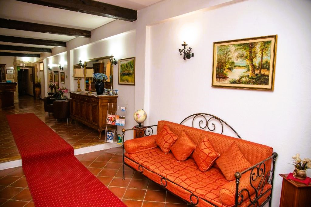 Hotell Vila Belvedere. Durres Området, Albanien. Priser och beställning ...